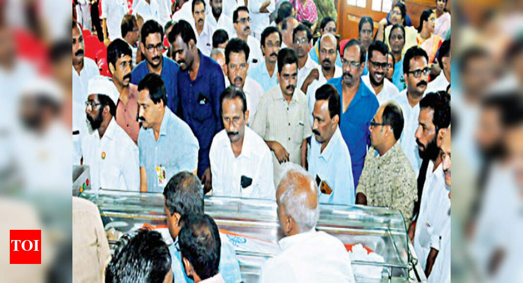 Kerala: Ex-minister P Sankaran to be laid to rest today | Kozhikode ...