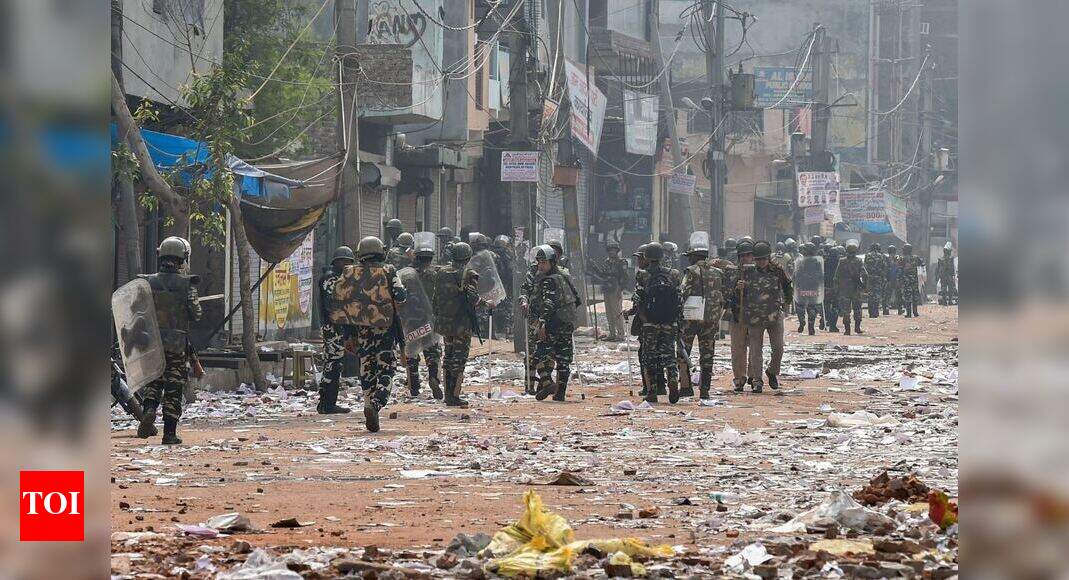 Delhi violence latest news: Houses burnt, many Muslims find shelter in ...