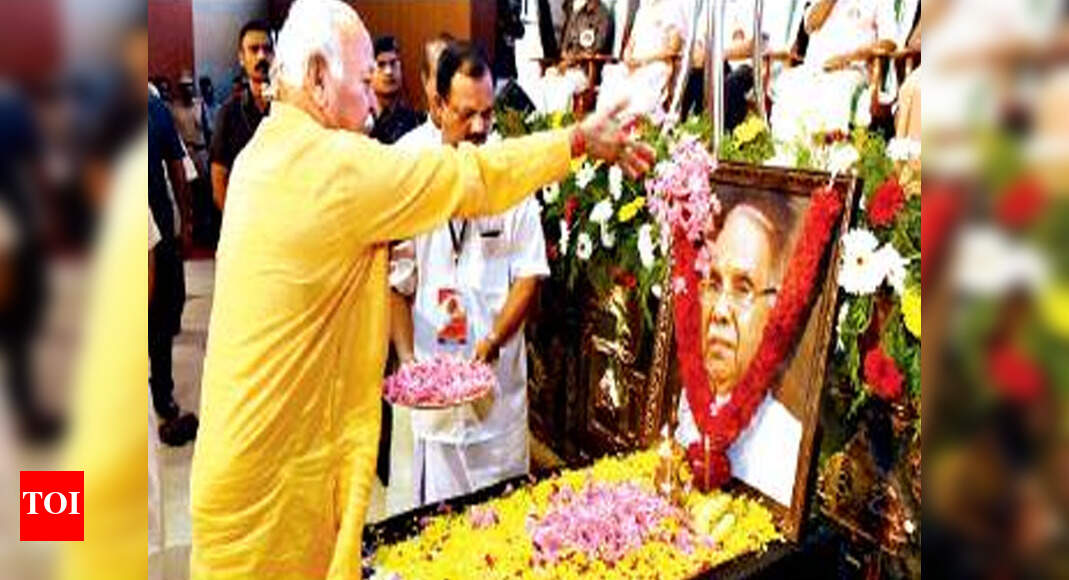 P Parameswaran very much like Hedgewar: Mohan Bhagwat ...