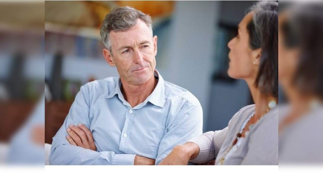 Hidden meaning behind various common body language mechanisms