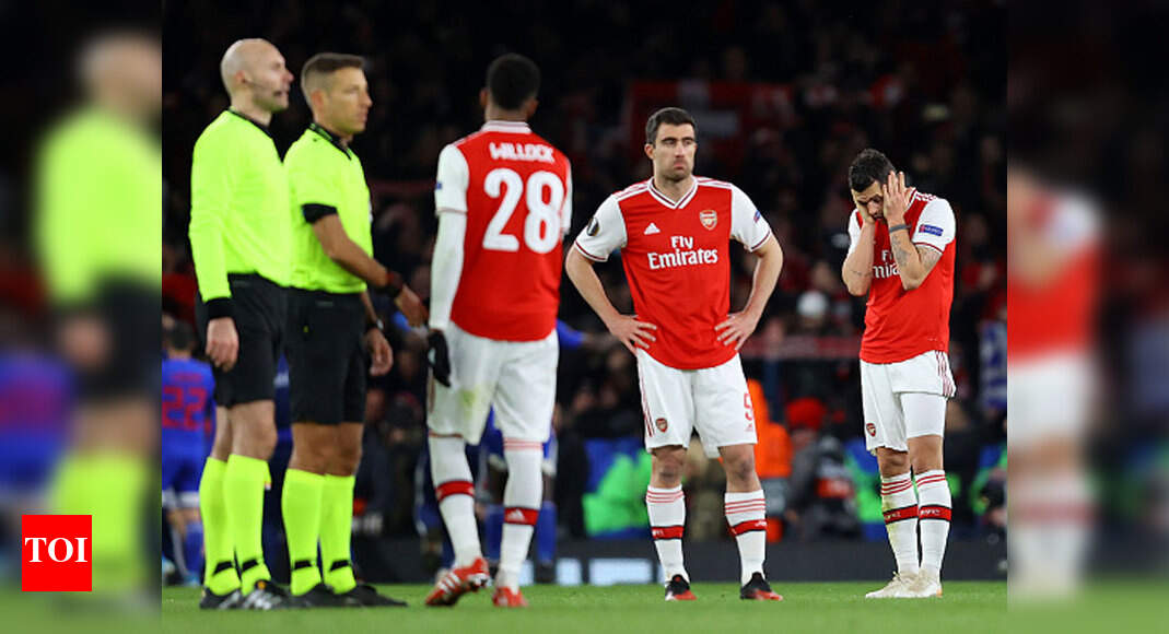 Arsenal knocked out of Europa League in dying seconds by Olympiakos ...