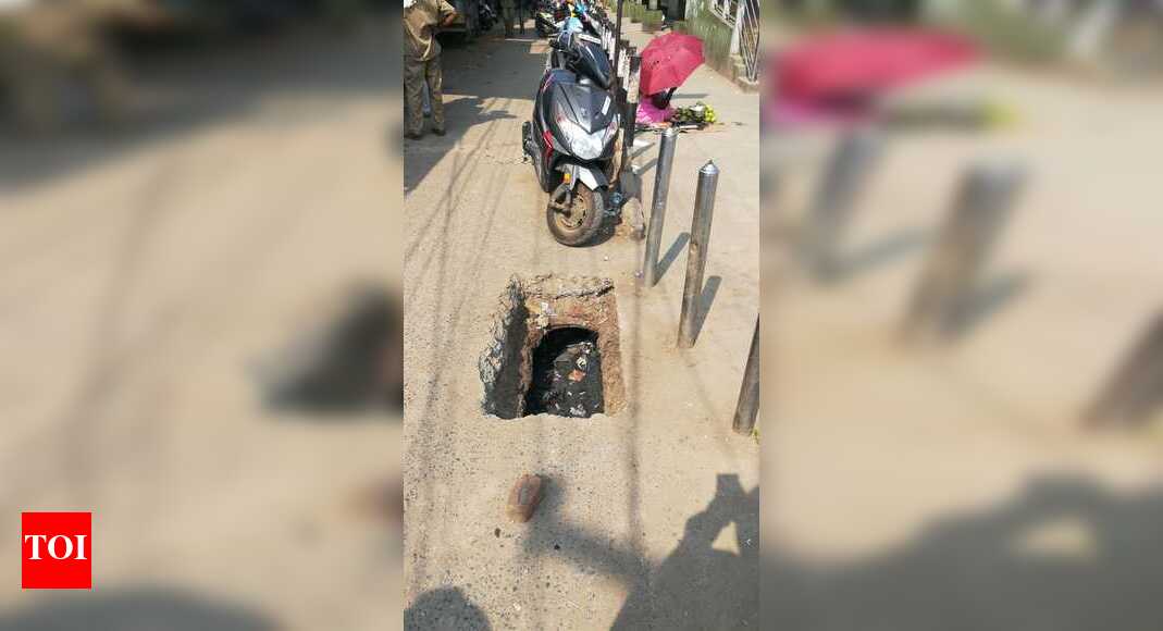 dagerous open drainage pit - Times of India