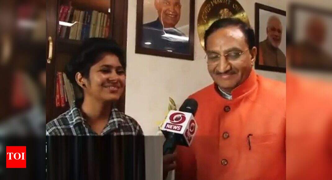 HRD Minister felicitates Anju Rani, a young education activist in New ...