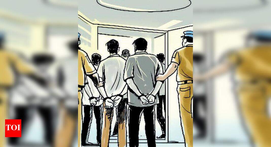 5 Bawariya gang members held with illegal arms | Kanpur News - Times of ...