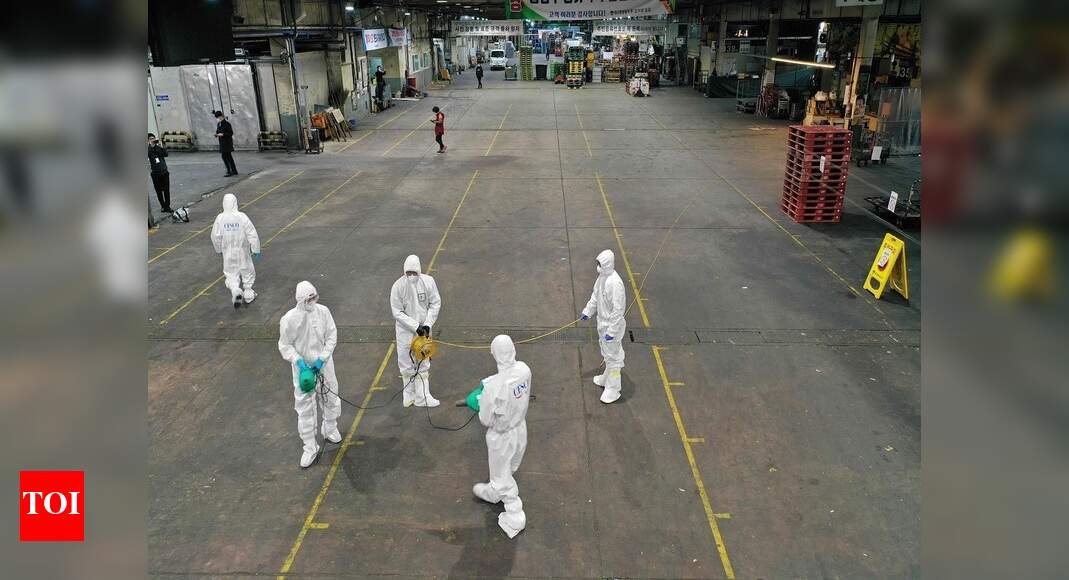 EU ministers urge members to share anti-virus gear - Times of India