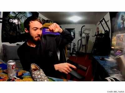 Gamer takes Call of Duty too seriously, fires actual gun - Times of India