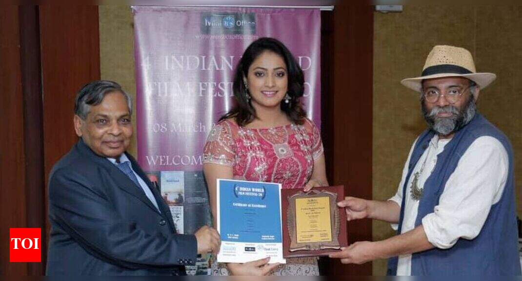 Hariprriya honoured at Indian world film festival | Kannada Movie News ...