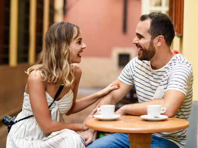 Subtle hints to know if she's totally into you - Times of India