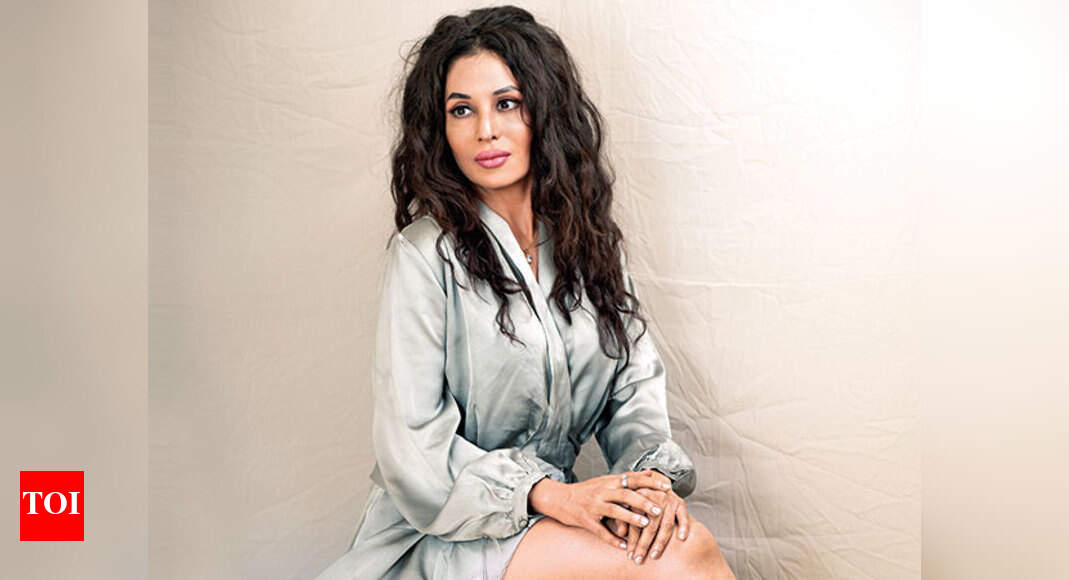 Mreenal Deshraj: The demands of the industry make me feel that I am ...