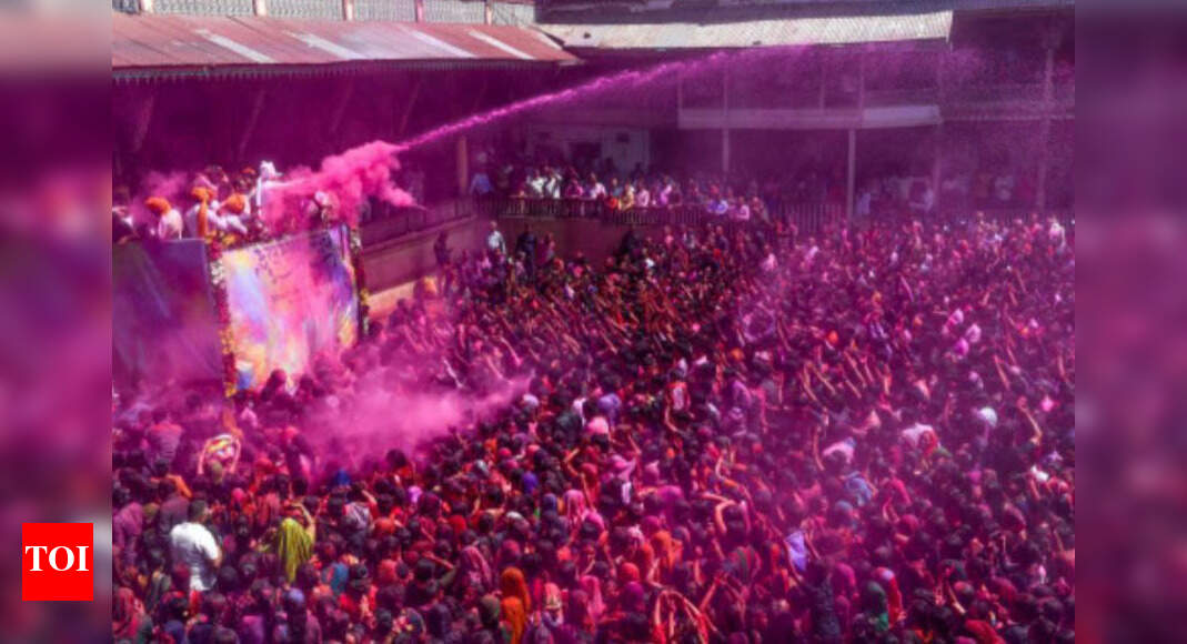 Holi celebrated with caution in Gujarat amid coronavirus scare ...