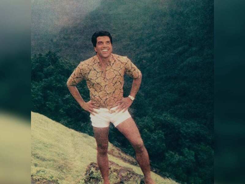 Veteran actor Dharmendra Deol thanks fans with throwback picture ...