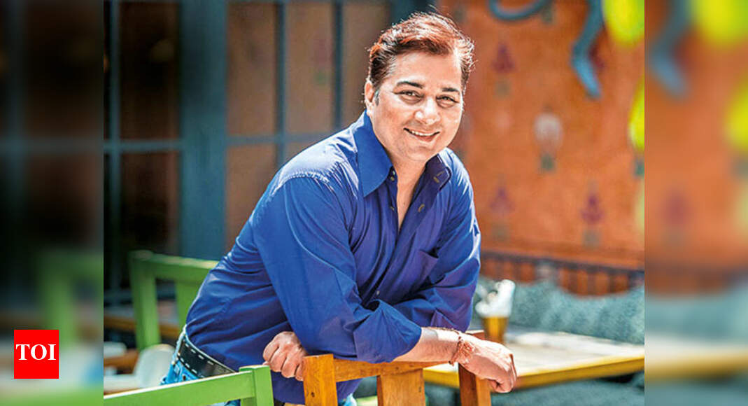 I don't even know if I have a fan club: Varun Badola - Times of India