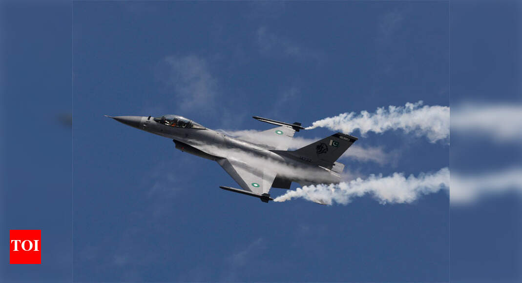 Pakistan Plane Crash: Fighter jet crashes in Pakistan capital Islamabad ...