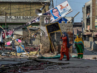 Delhi Violence News: Delhi Police submits latest report to Amit Shah on ...