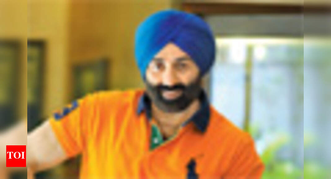 Deol's bungalow to go? | Hindi Movie News - Times of India