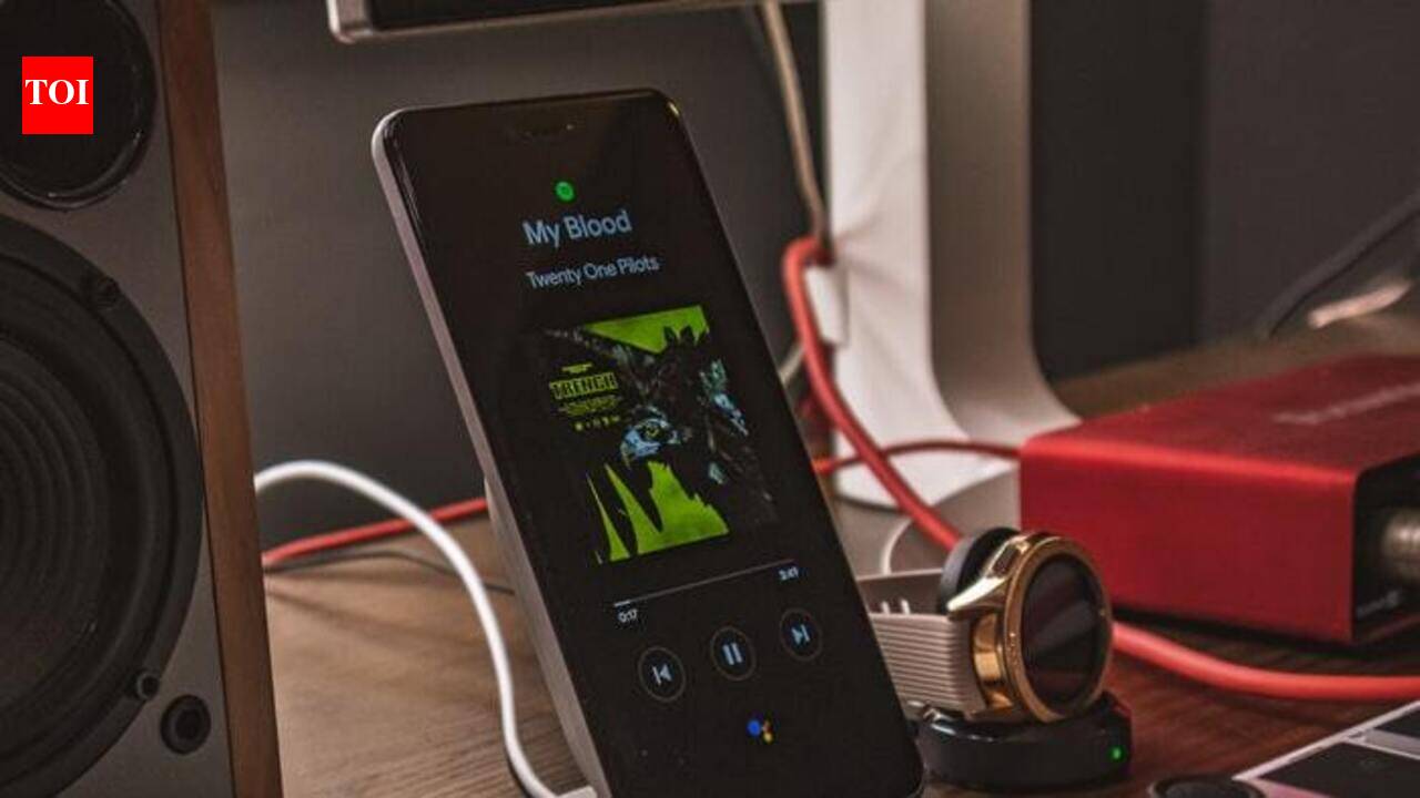 Mobiles with wireless charging that save you the hassle of cables - The ...