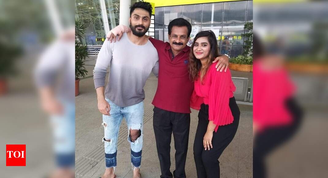 Pavan Gino Thomas enjoys a get-together moment with Rajith Kumar ...