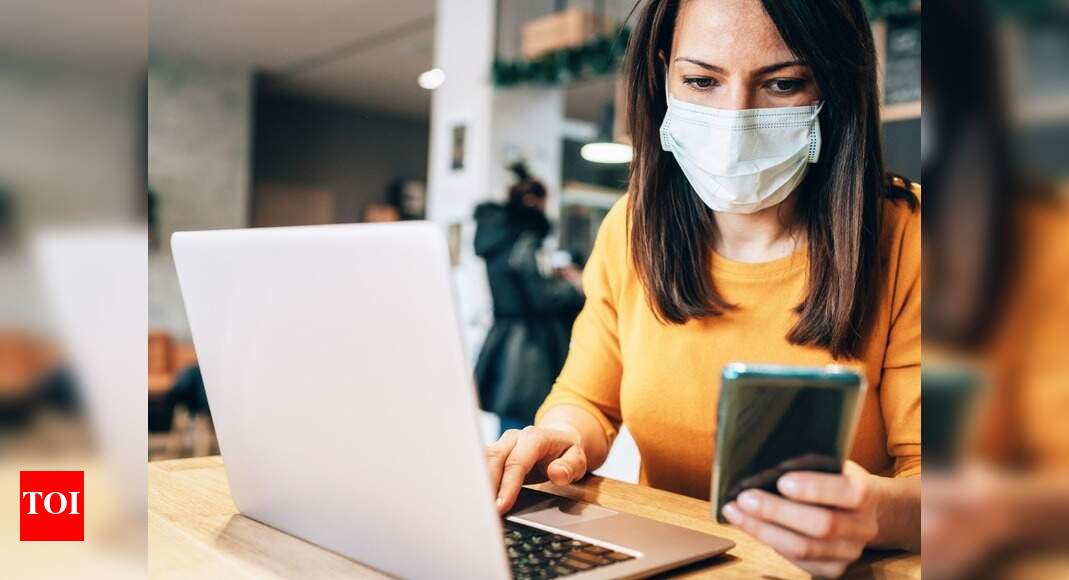 Wearing Mask Properly: How to Wear Mask Correctly | How to Put on ...