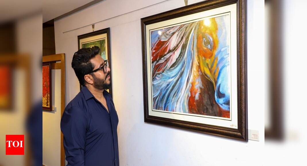 Raj moved by unique painting and photography exhibition | Bengali Movie ...