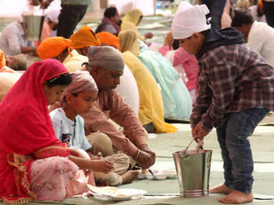 In Australia, Canada, UK and US, Sikhs start langar delivery for ...