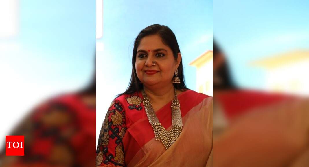 Actress Vandana Pathak talks about her role in Golkeri | Gujarati Movie ...