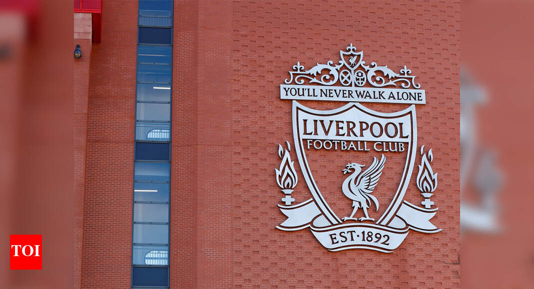 Liverpool FC offer stewards to supermarkets amid virus panic | Off the ...