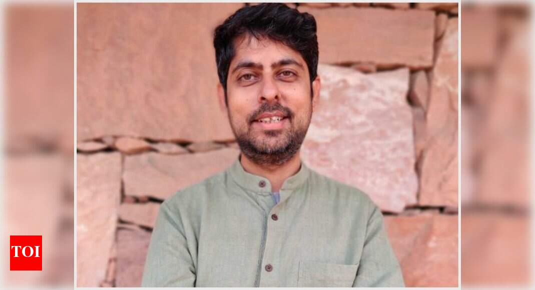 Lyricist-writer Varun Grover: I use social media to talk about the ...