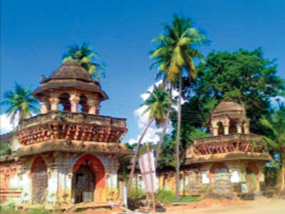 Resting in ruins | Chennai News - Times of India