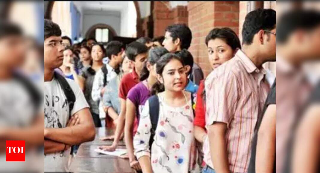 Amid row, govt steps back on age relaxation for EWS quota | India News ...
