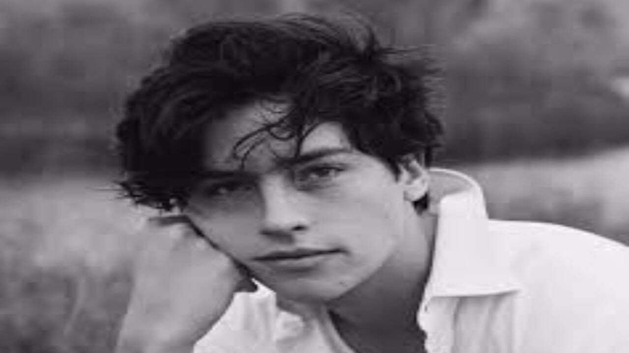Cole sprouse zodiac sign 60 photos - Astrologytoyou.com
