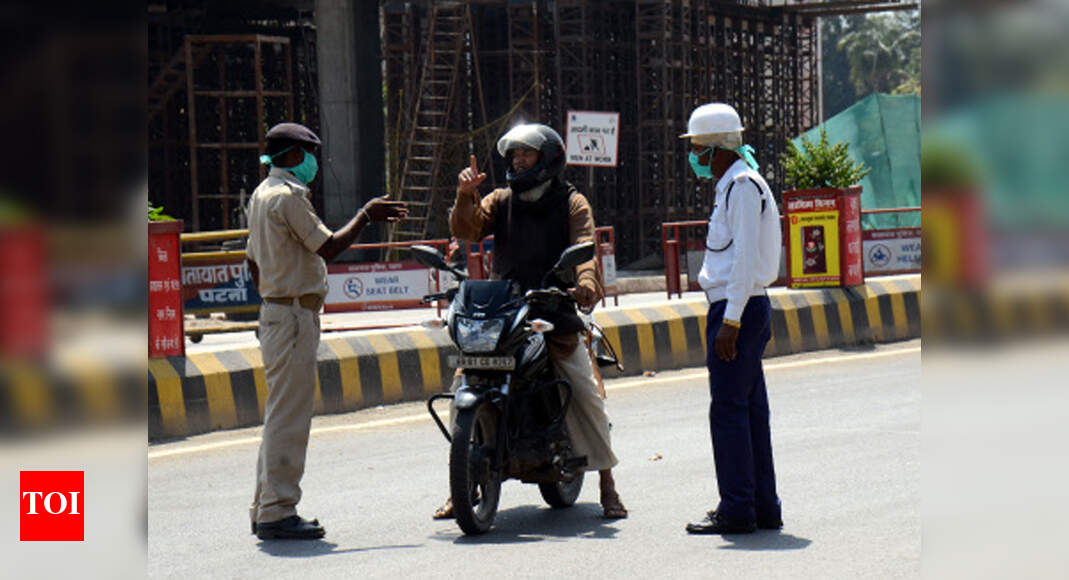 Nawada cops attacked for enforcing lockdown | Patna News - Times of India