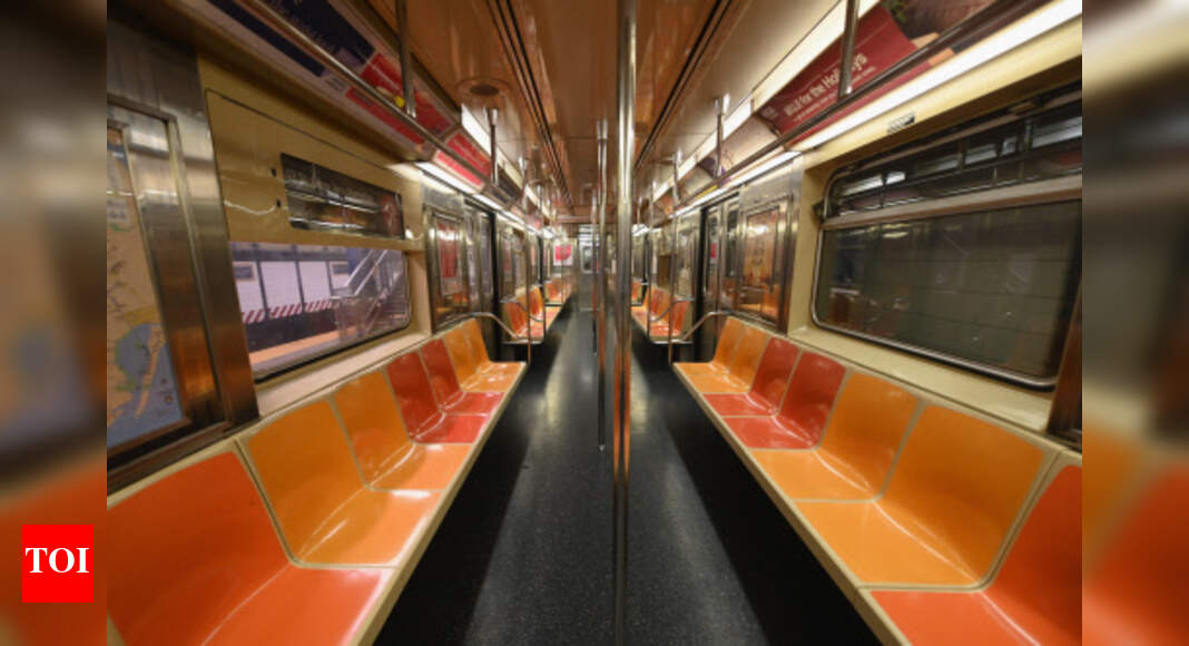 New York subway fire: One killed, multiple injured - Times of India