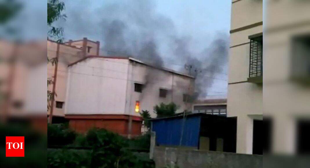 Kolkata: Fire breaks out at CESC substation at Patuli | Kolkata News ...