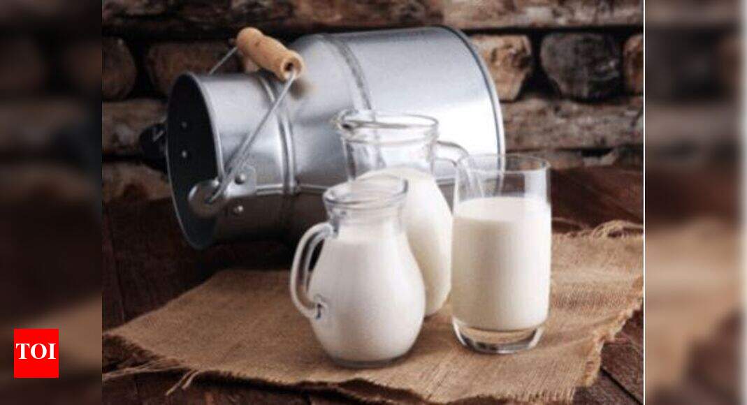 Losses, surplus milk leave sour taste in dairy farmers’ mouths | Mumbai ...