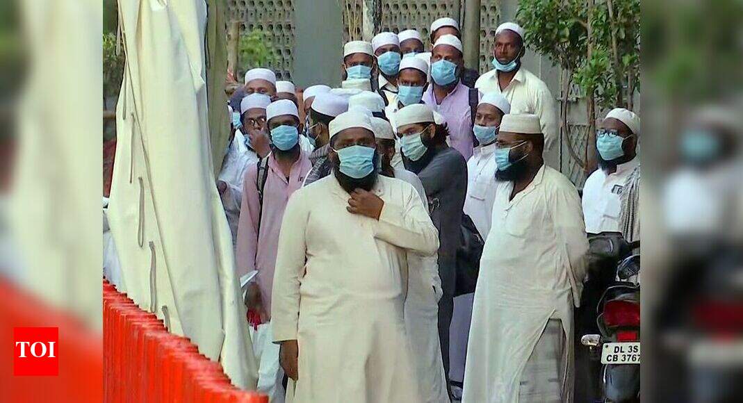 Delhi News: Nizamuddin Markaz cleared, 2,361 evacuated | Delhi News ...