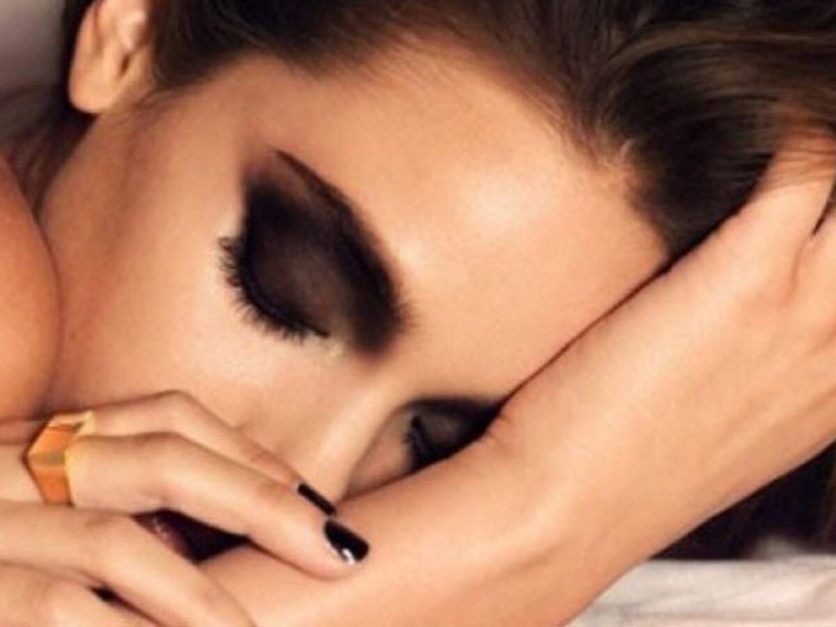 Sleeping with makeup on - Here's what you should do after waking up