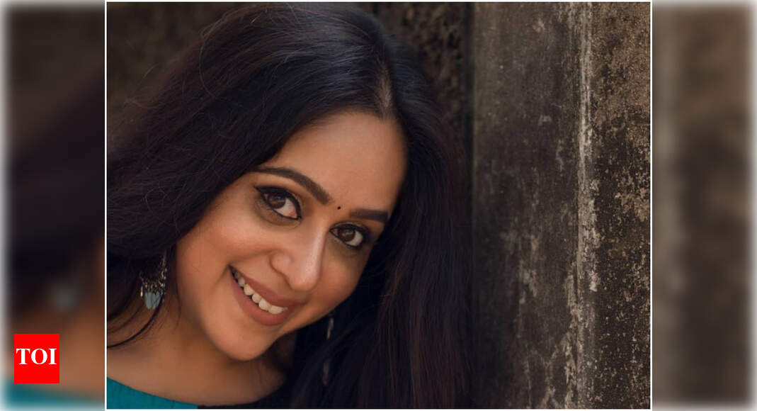 Exclusive! Manju Warrier is a huge motivation: Aswathi Menon | Malayalam Movie News - Times of India