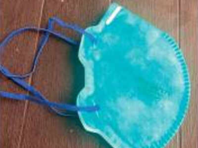 Inmates of Kalamba jail produce 40,000 masks | Kolhapur News - Times of ...