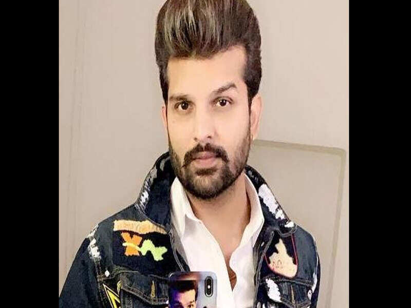 Watch: Yuvraj Hans treats fans with the unplugged version of 'Raavi ...
