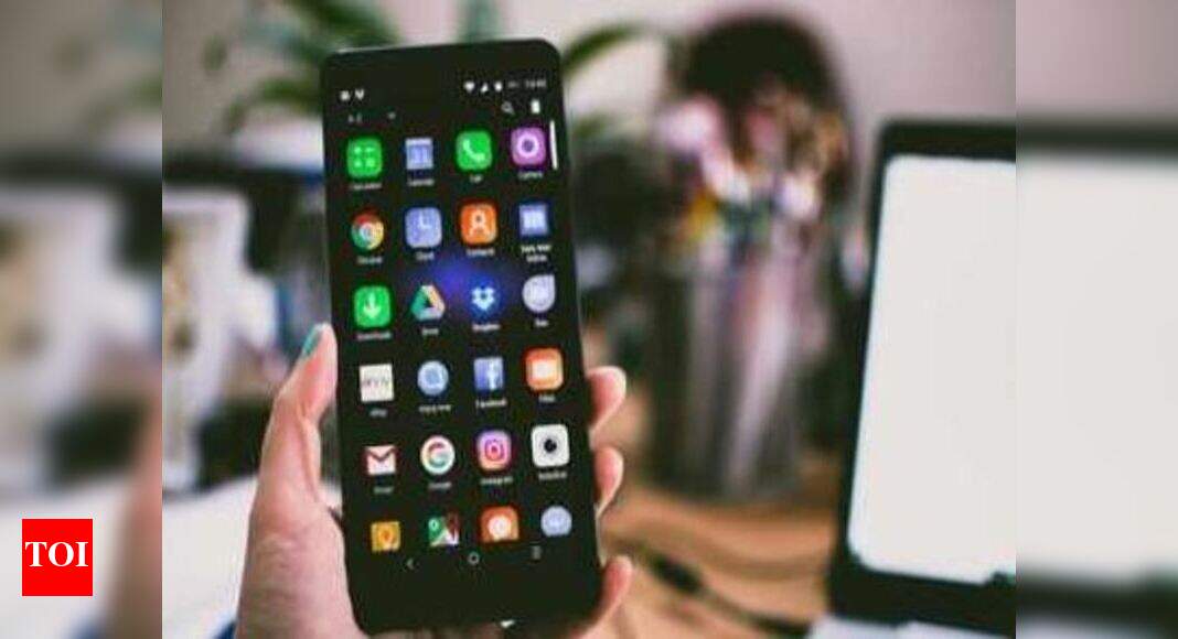 Internet disruptions for some, others don’t have a smartphone in first ...