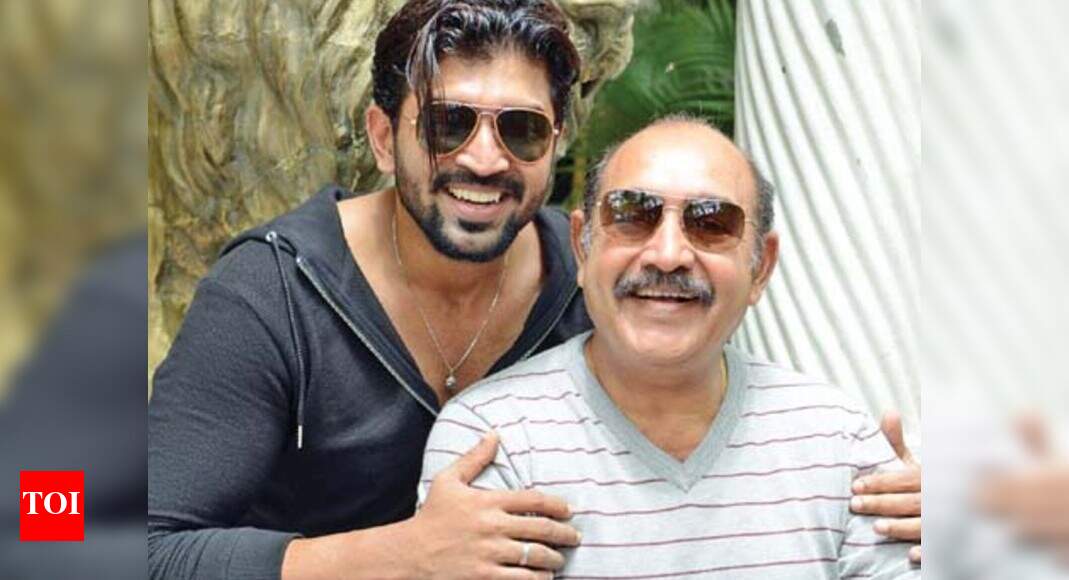 Arun Vijay shares video of father, veteran actor Vijayakumar, brushing ...