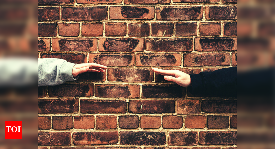 The end of the handshake! - Times of India