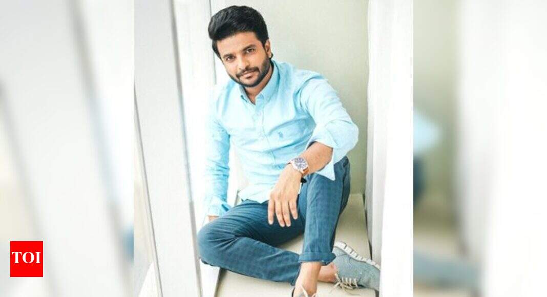 Neeraj Madhav shares a ‘musical’ throwback video | Malayalam Movie News ...