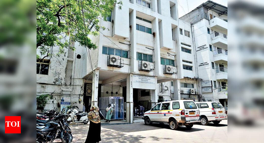Surat hospital a containment zone | Surat News - Times of India