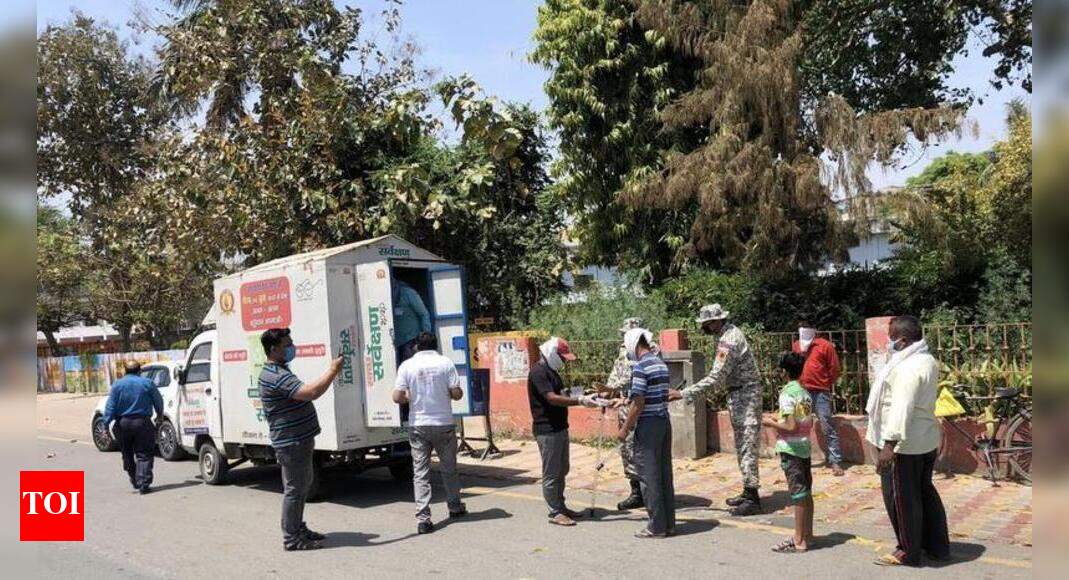 BMC to distribute 1.5k food packets slums | Bareilly News - Times of India