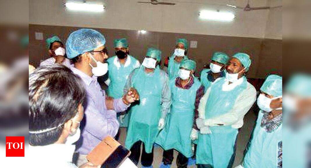 Two suspected coronavirus patients die at LLR Hospital | Kanpur News ...