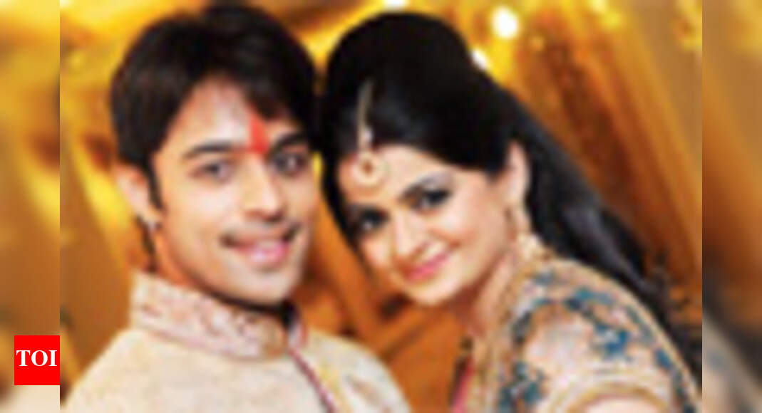 Giriraj Kabra: Shooting even on the wedding day! - Times of India