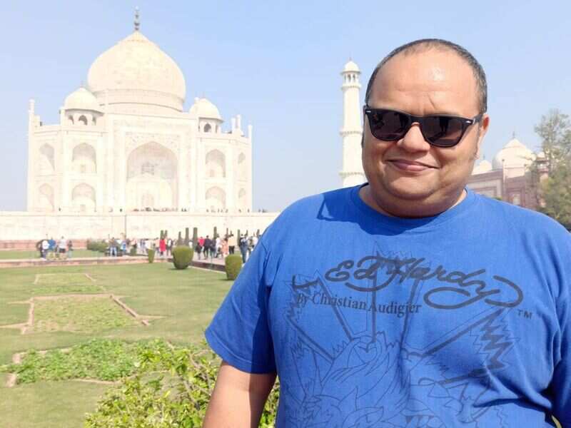 Theatre person PD Sathish Chandra does his bit to help people | Kannada ...