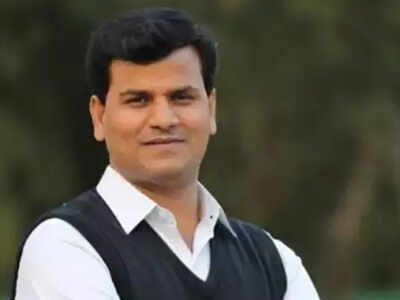 Maharashtra: MLA Ravi Rana hospitalised | Nagpur News - Times of India