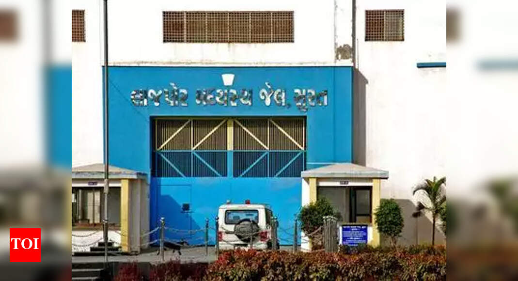 Surat jail prisoners donate Rs 1.11 lakh to CM fund for fight against ...